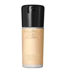 Mac Studio Radiance Serum Powered Foundation 30ml - Shade: NC15